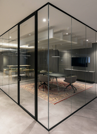 Glass Partition Wall – alutechfabrication.com